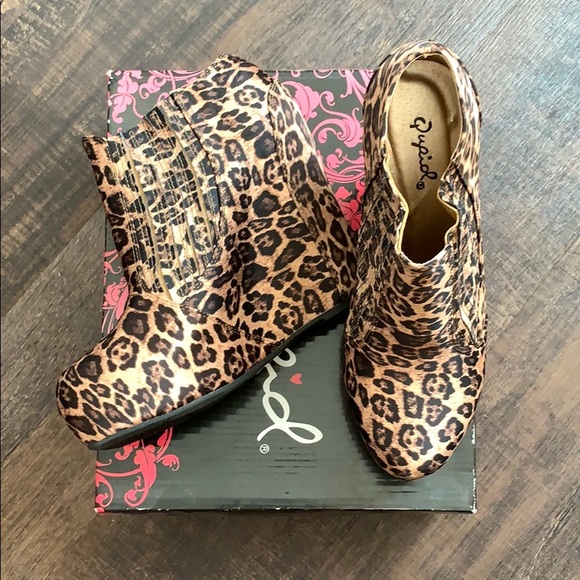 Qupid | Shoes | Qupid Leopard Print Wedges | Poshmark